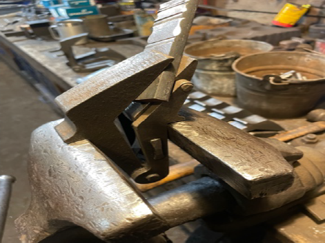Cloverdale Forge Filing Vise - Maritime Knife Supply